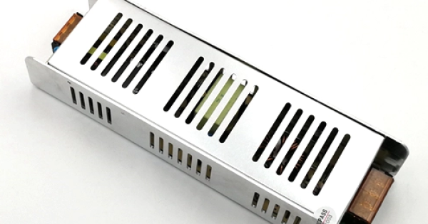 DRIVER B. IP20 / 12Vdc / 16.7A / 200W - DL8536